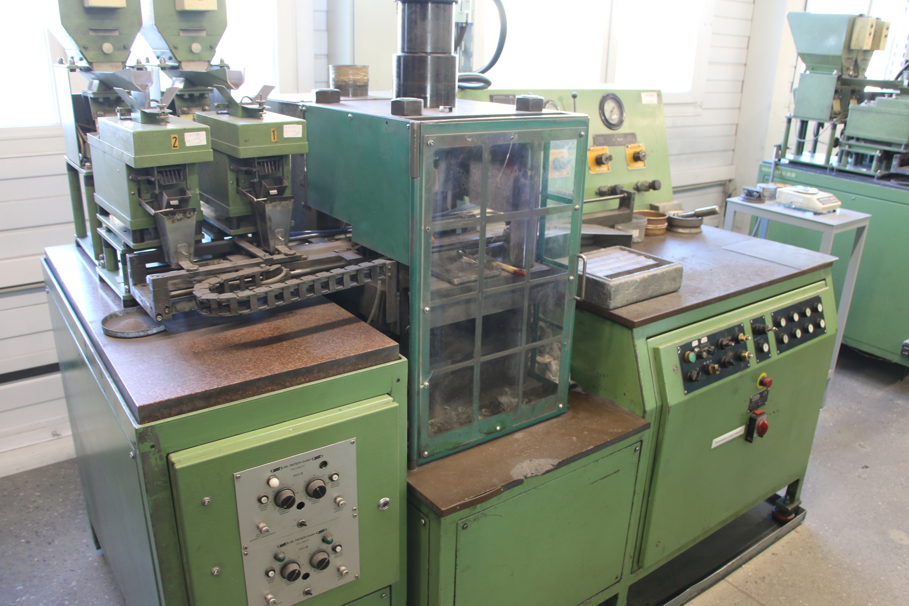 Second-hand machines